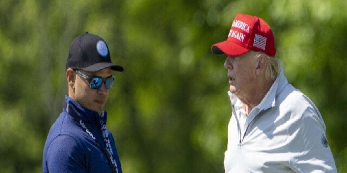 Judge declines to throw out charges against Trump valet Judge declines to throw out charges against Trump valet