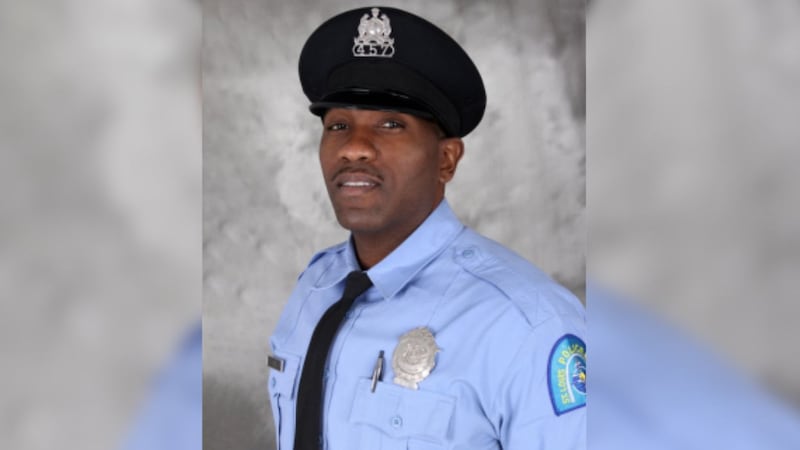 Police officer dies after being hit by car while responding to crash Police officer dies after being hit by car while responding to crash
